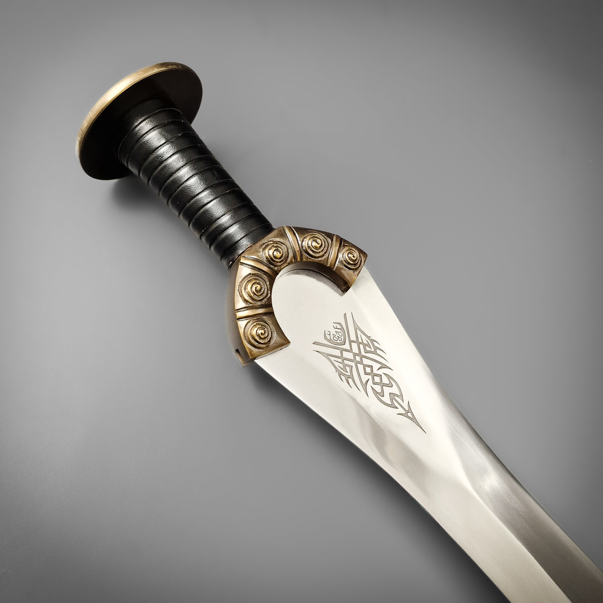 Dark Celtic Sword – Raven Forge