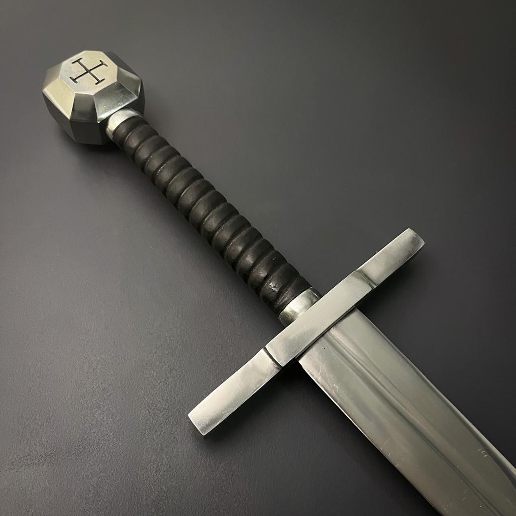 Great War Sword – Raven Forge