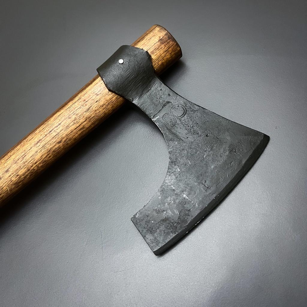 Bearded Viking Axe – Raven Forge